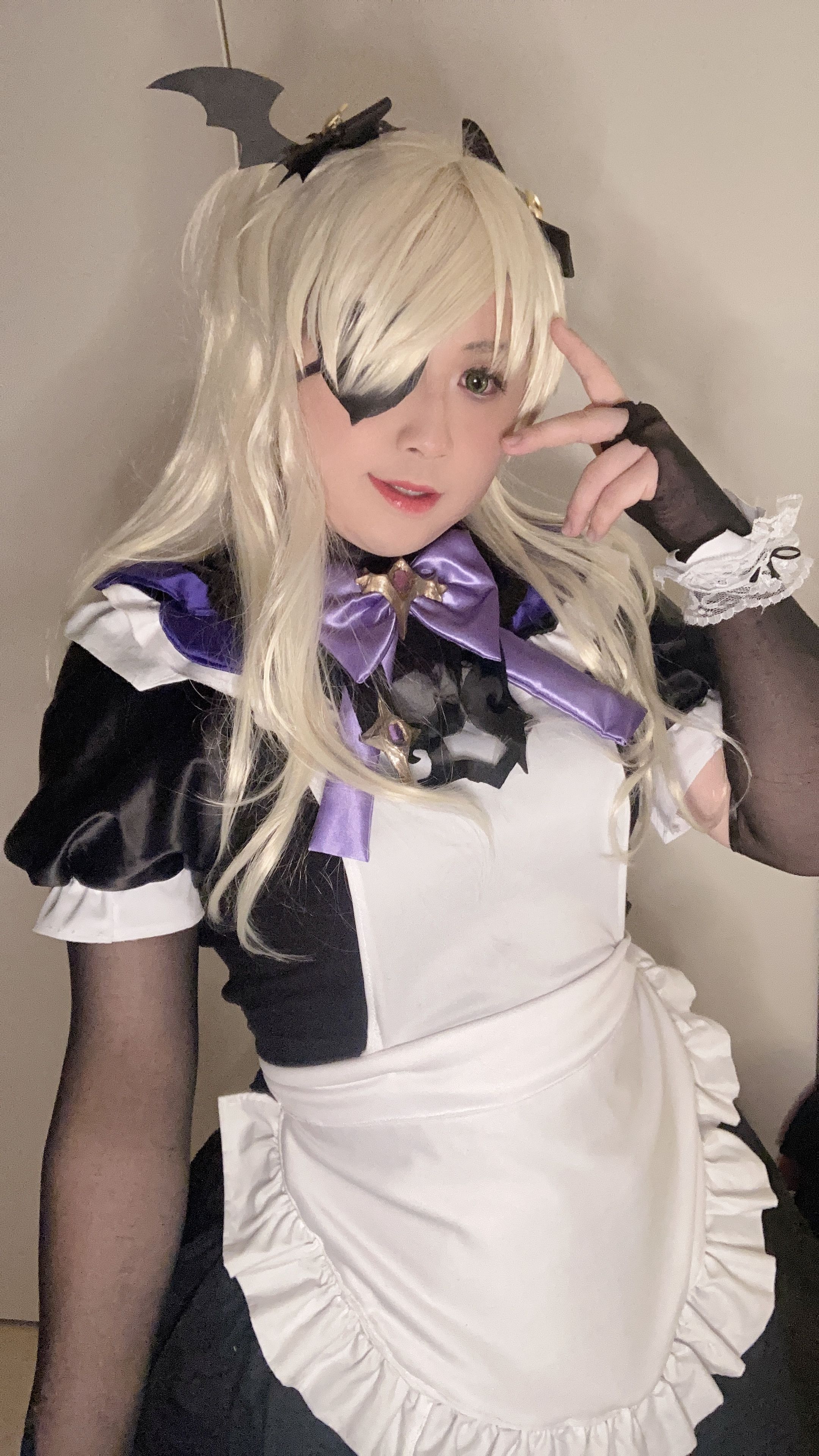 Maiden De Vertellung ~ ☕️💜🔔- Maid Fischl Cosplay Genshin Impact | HoYoLAB