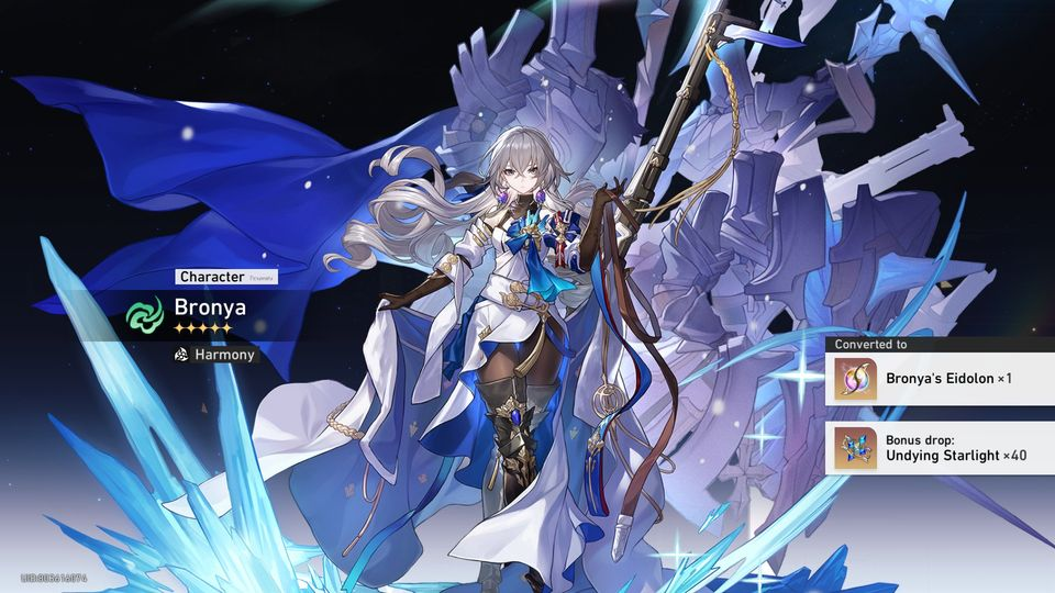 Getting Bronya from beignner banner to getting her lc from standard ...