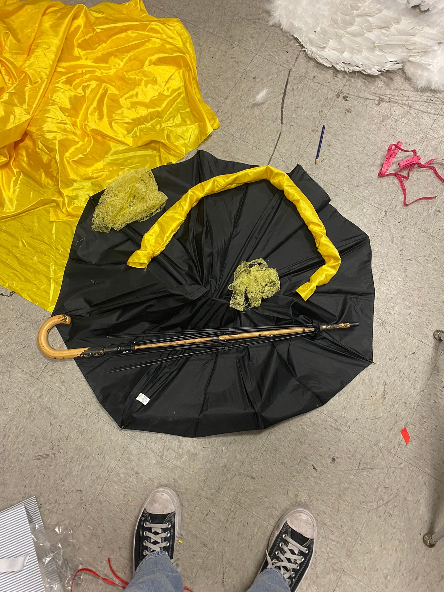 Making a Navia parasol to go with my cosplay! (Day One) Genshin Impact ...