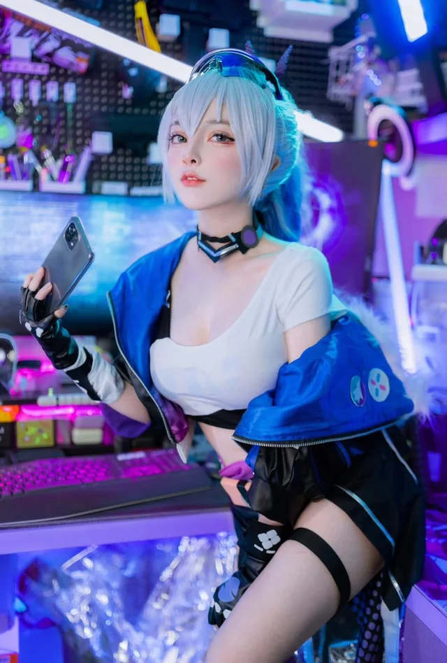 Silver Wolf cosplay by lejosette_ Honkai: Star Rail | HoYoLAB