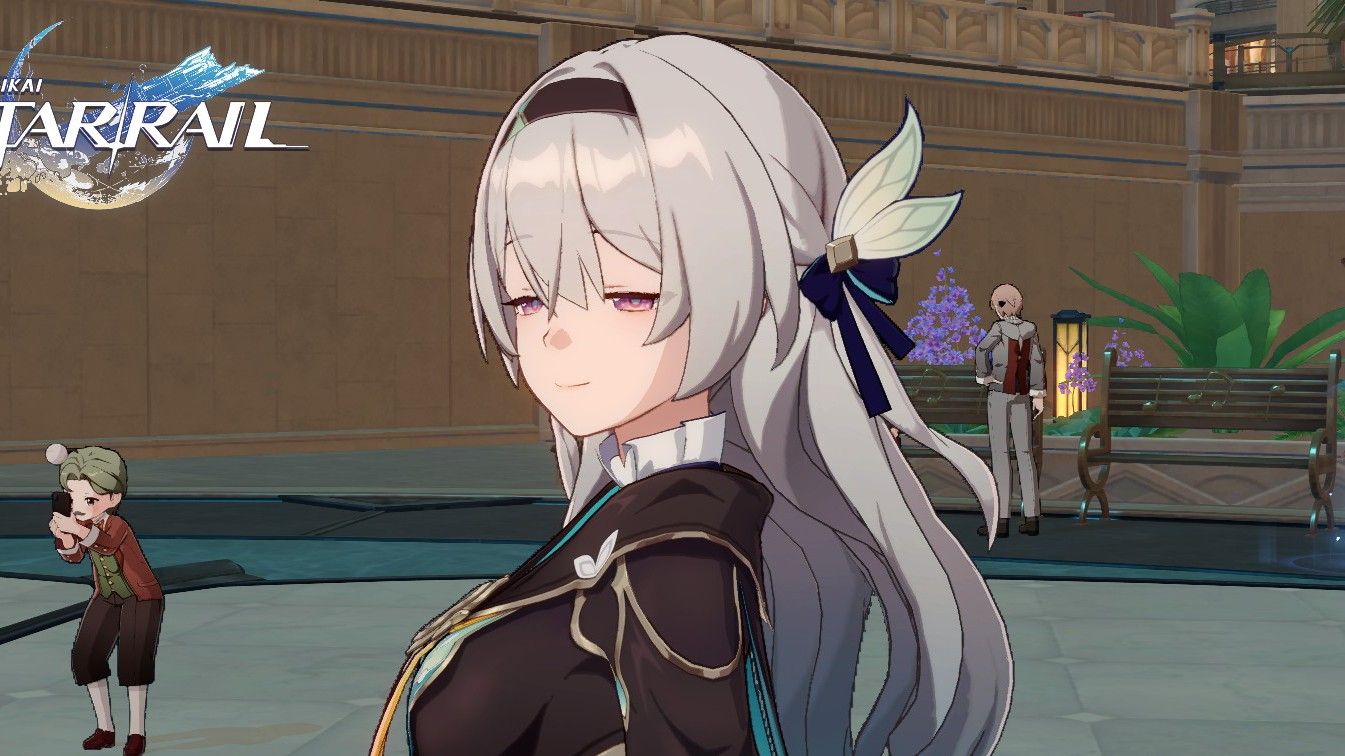 POV: Your girlfriend is staring at you because she's hungry and teasing ...