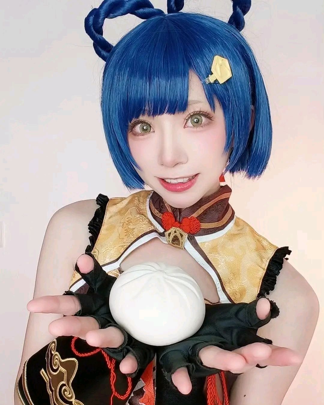 XIANGLING COSPLAY BY: @k_coser (on Instagram) Genshin Impact | HoYoLAB