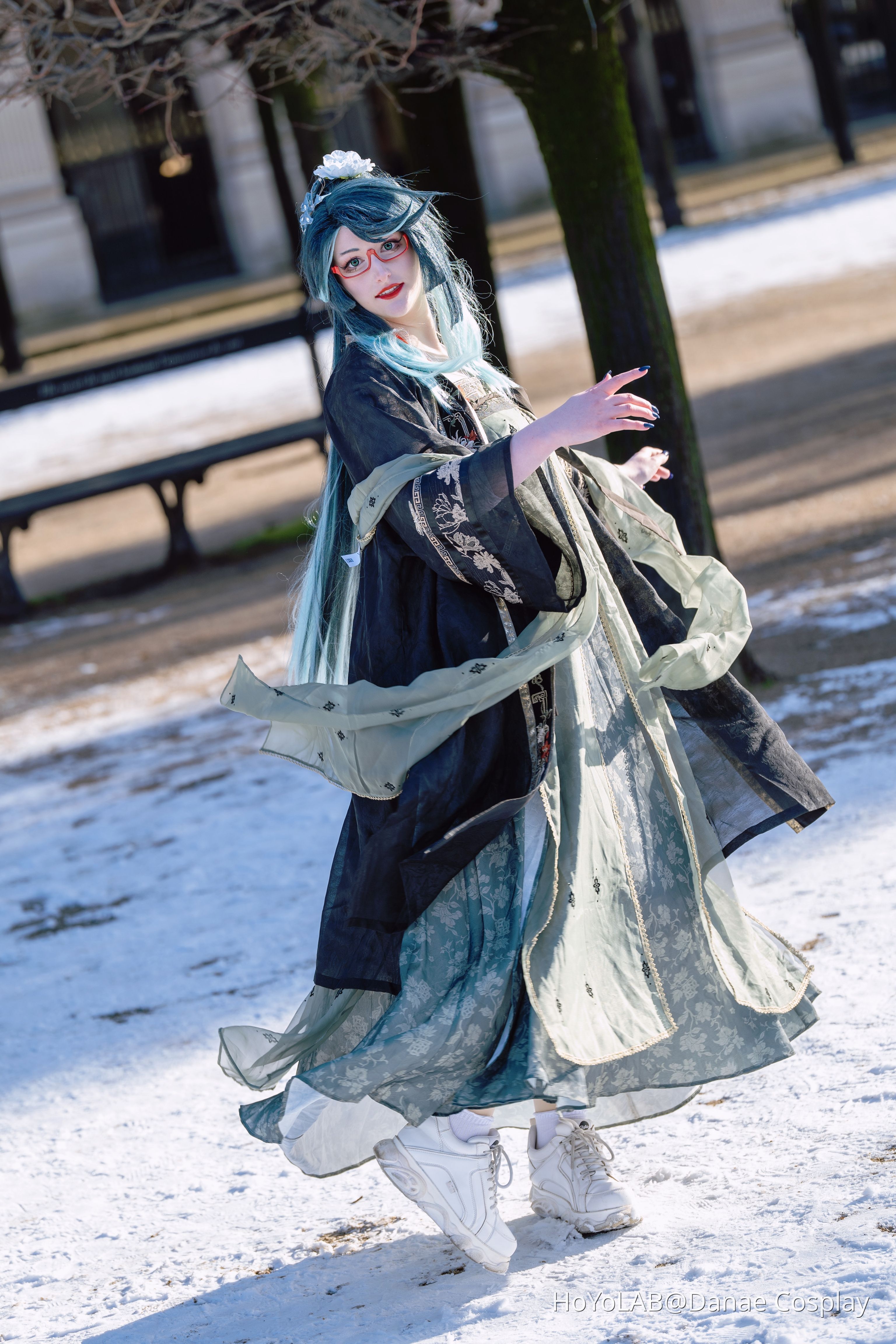 Who wants to be Xianyun student ? Here is a photo of my Xianyun cosplay ...