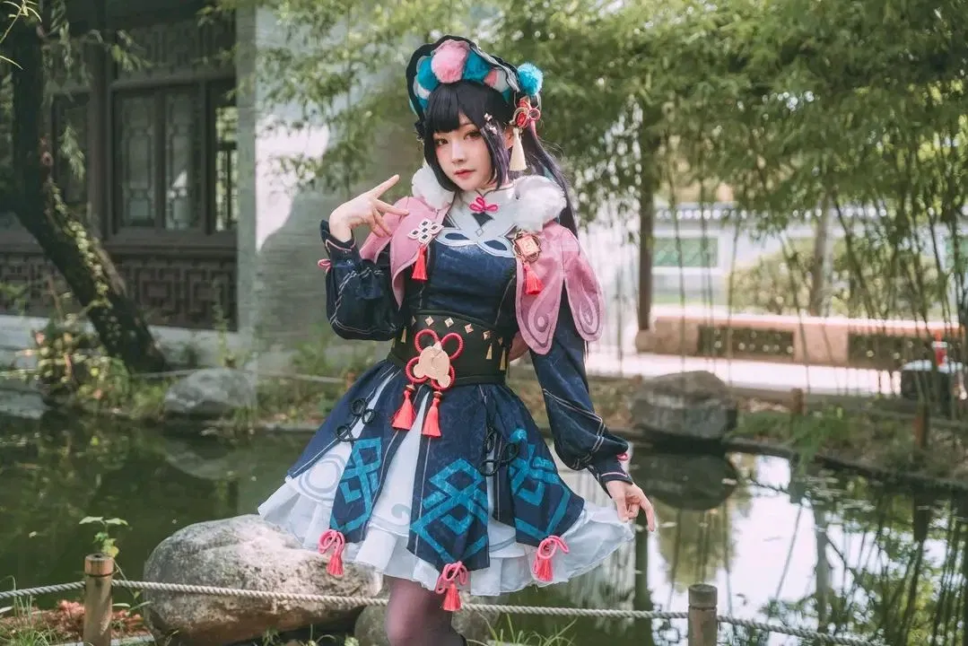 YUN JIN COSPLAY BY: @leeloonya Genshin Impact | HoYoLAB