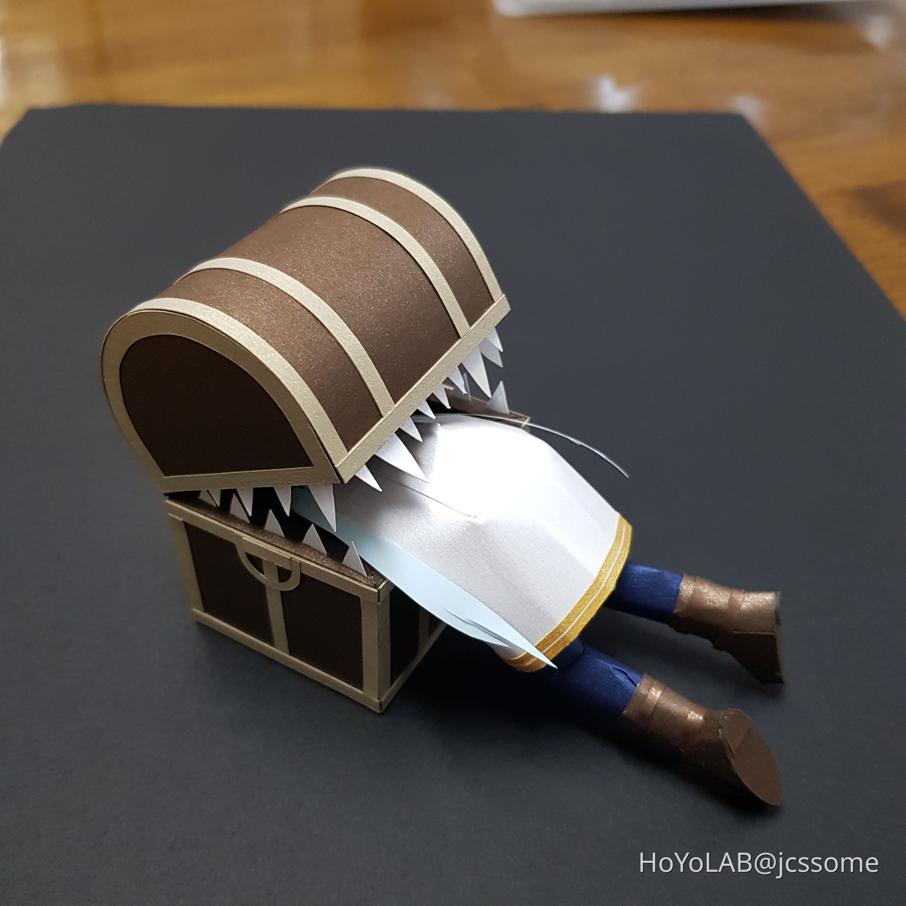 (Papercraft) Frieren x Mimic | HoYoLAB