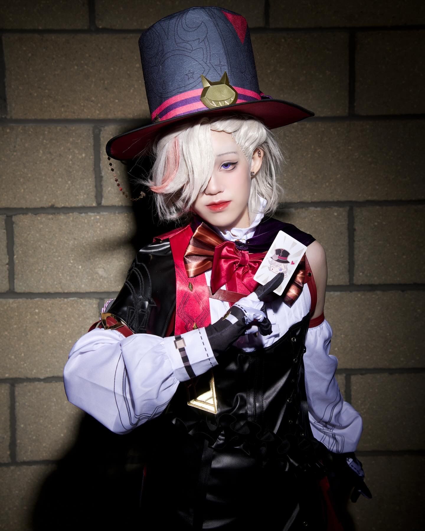 Lyney cosplay Genshin Impact | HoYoLAB