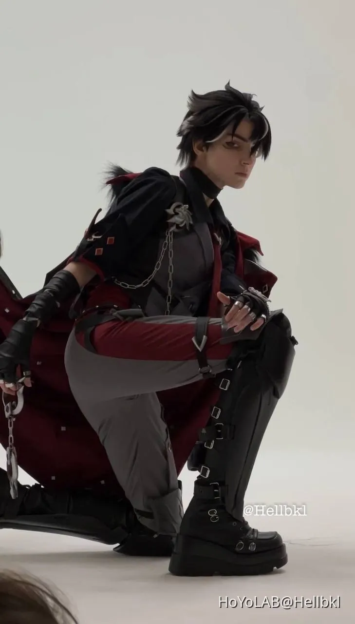 Wriothesley cosplay shoot backstages pt.2 Genshin Impact | HoYoLAB