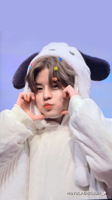 just seungmin being a puppy cause puppy's stans are amazing💪🫶🏻 | HoYoLAB
