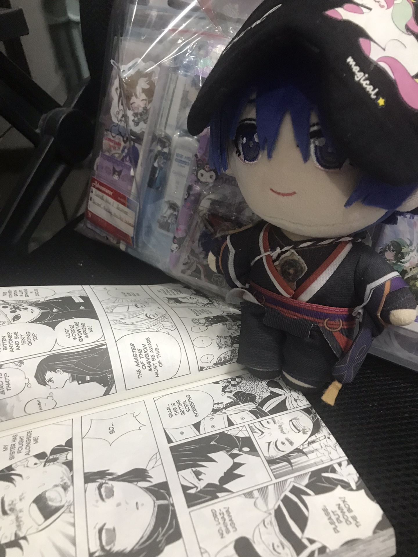 Scaramouche reading demon slayer before sleeping Genshin Impact | HoYoLAB