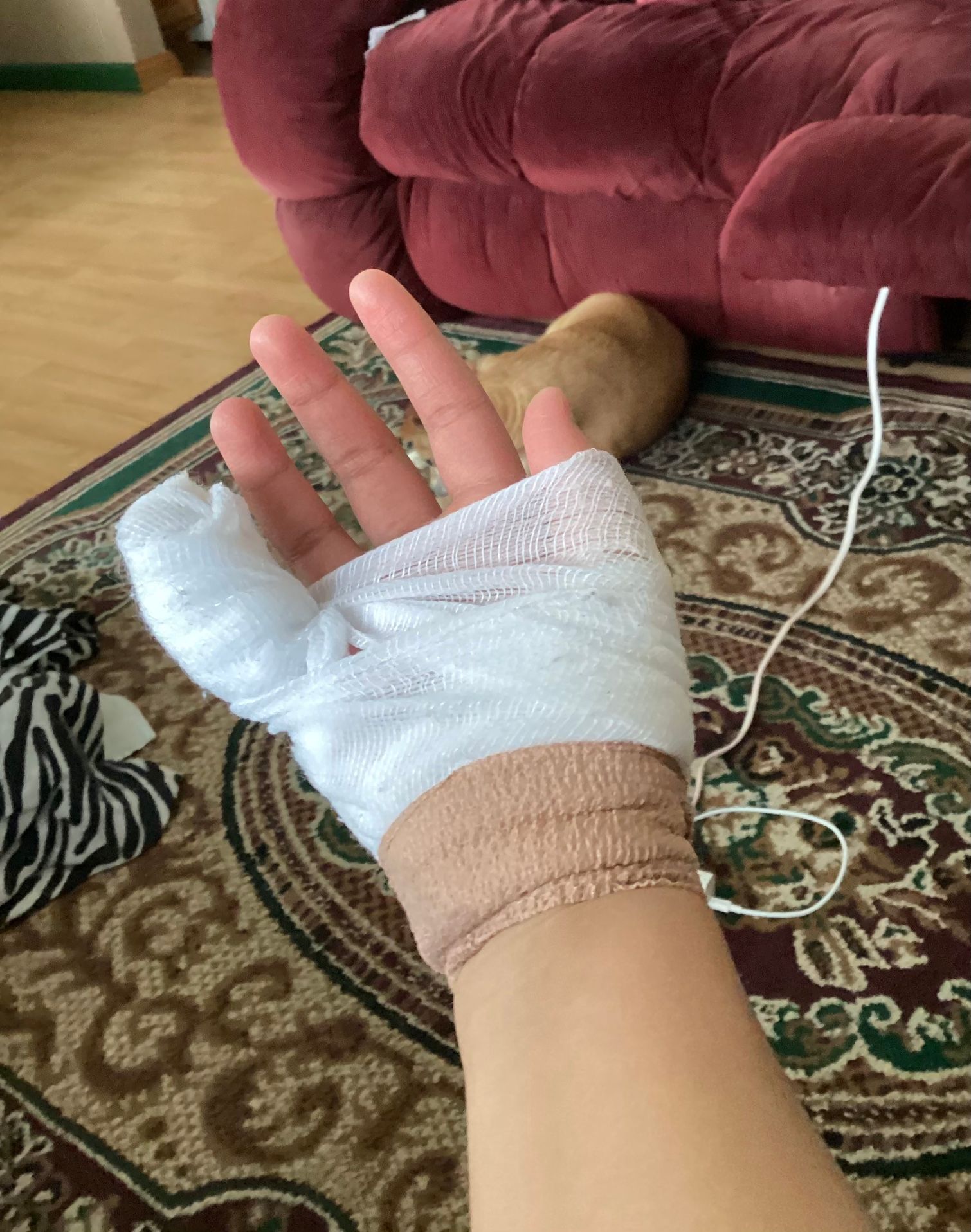 This is why we always be careful with scissors | HoYoLAB