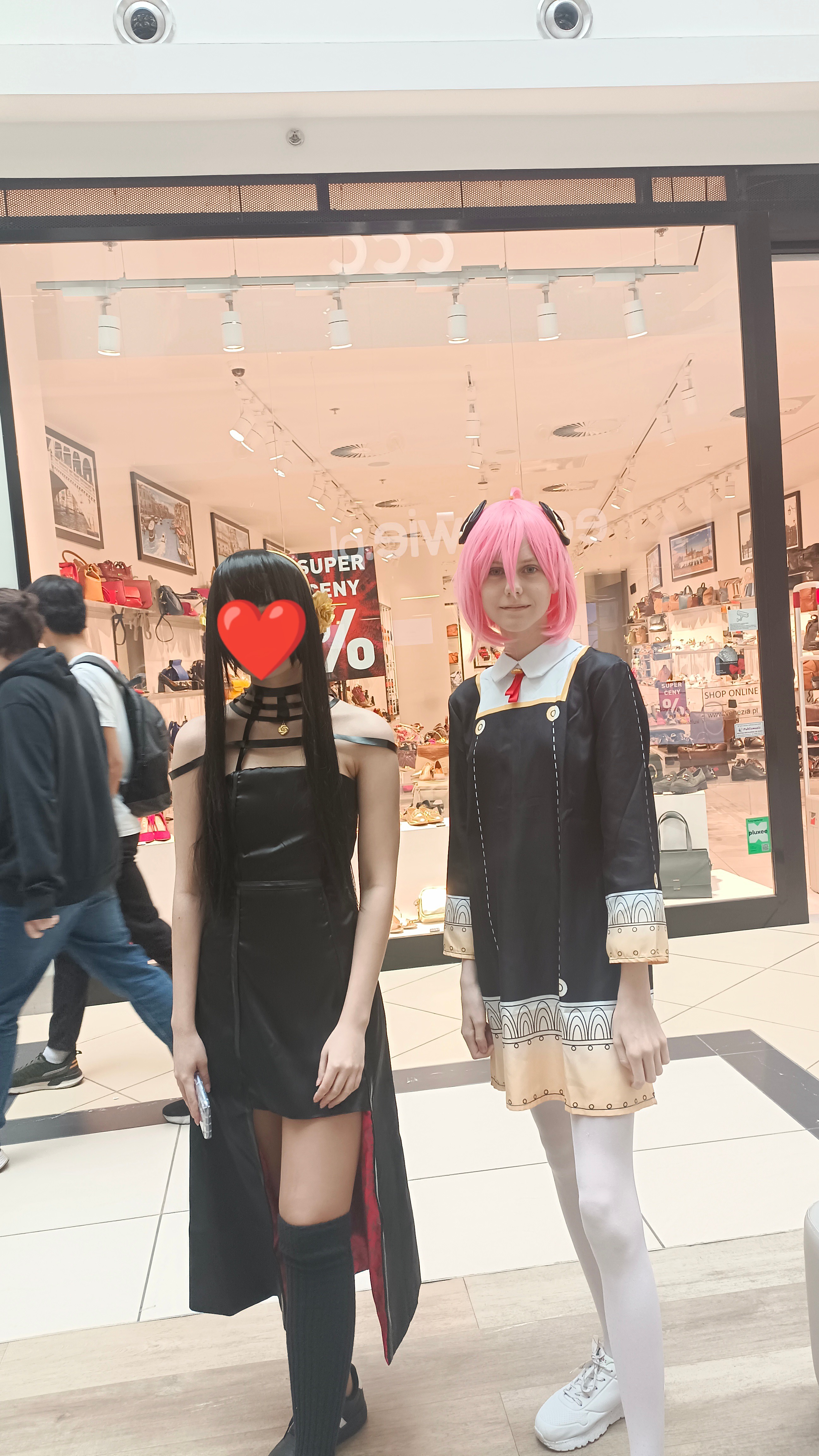 recently (yesterday lmao) I watched the movie: Spyxfamily CODE: White ...