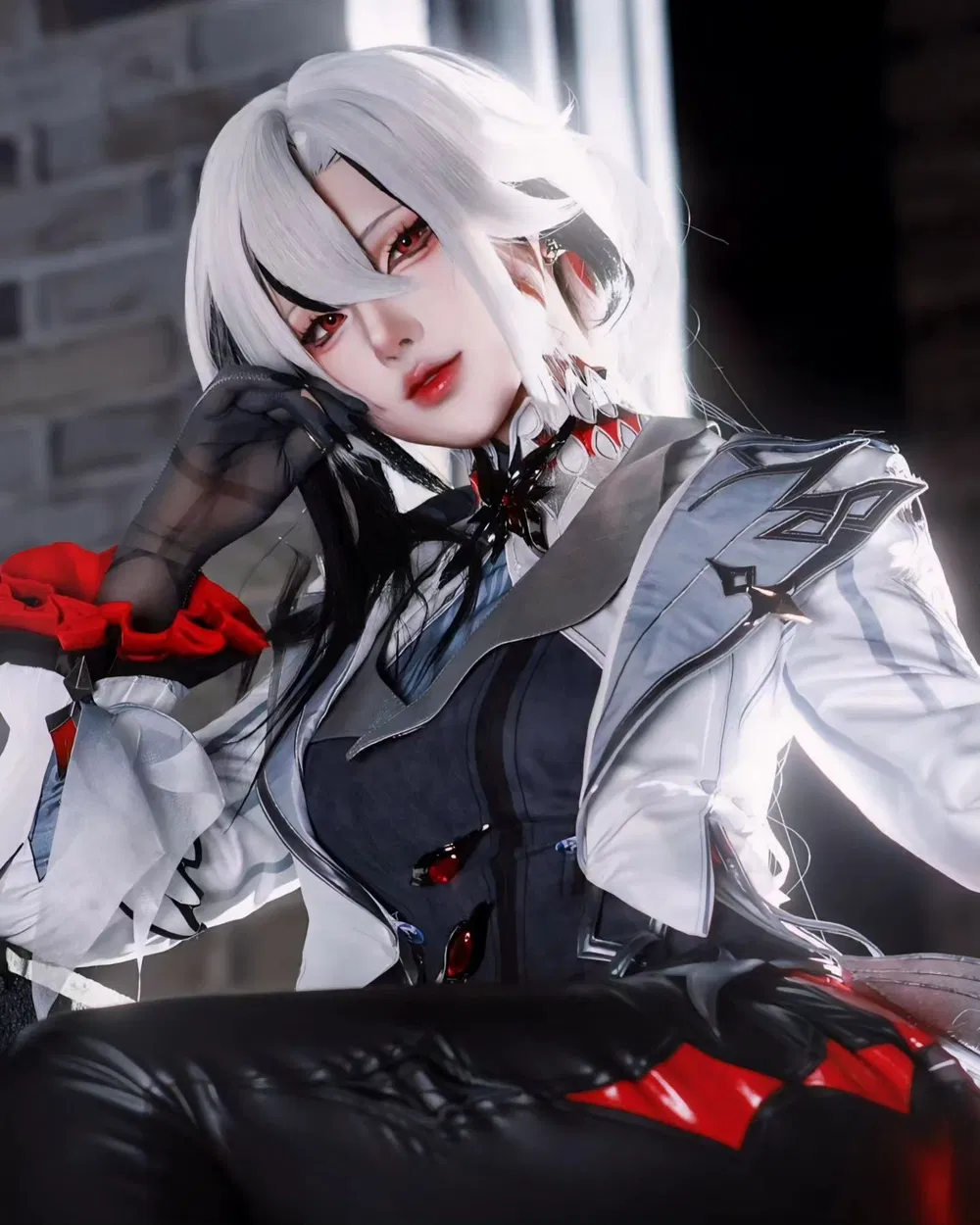 Cosplay Arlecchino Genshin Impact | HoYoLAB