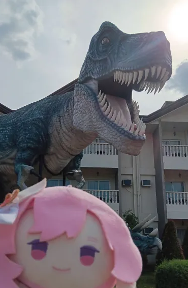 Day 48 of ely plush in wacky locations - Jurassic ely Honkai Impact 3rd ...