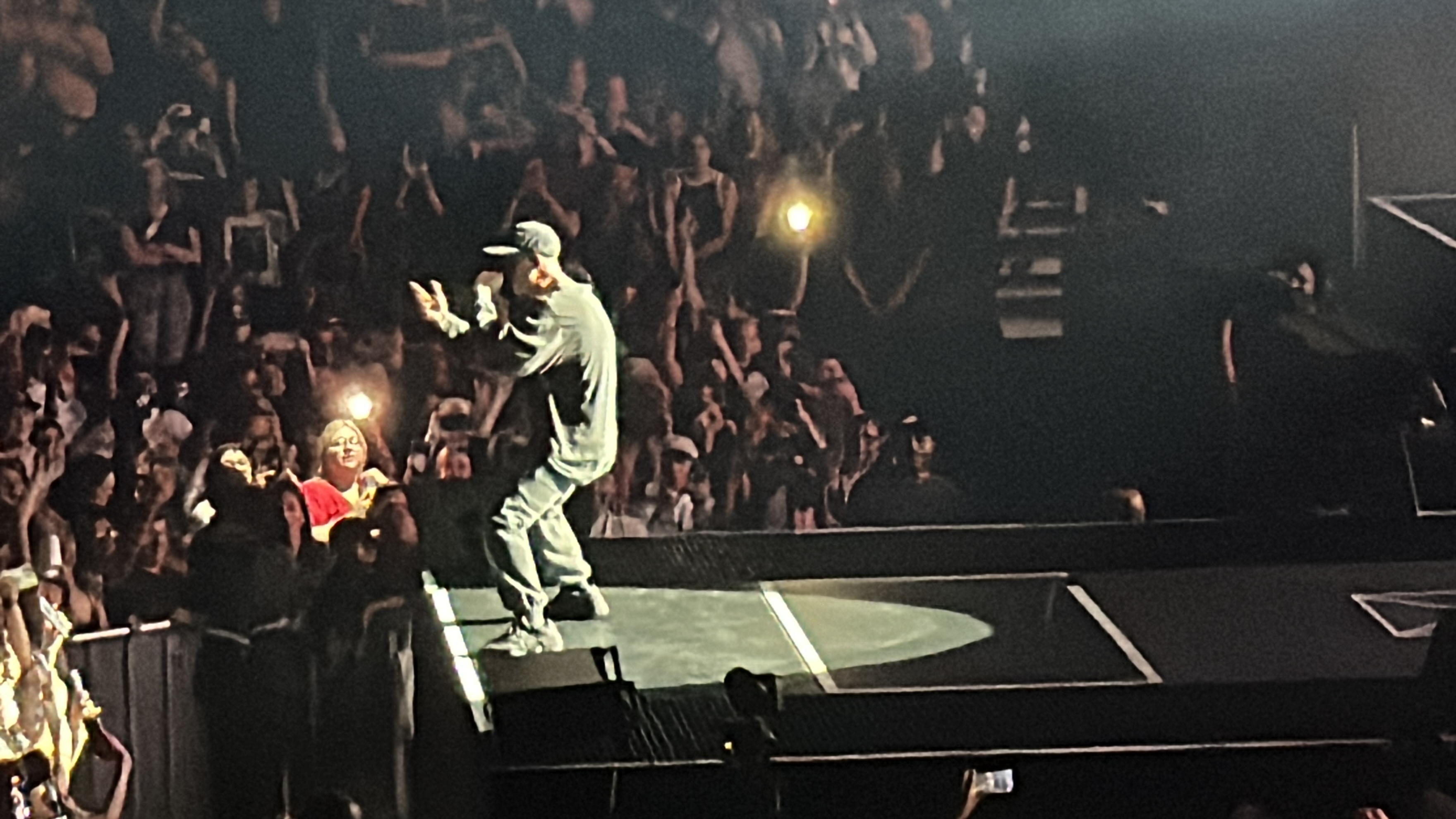 went to an NF concert!! | HoYoLAB