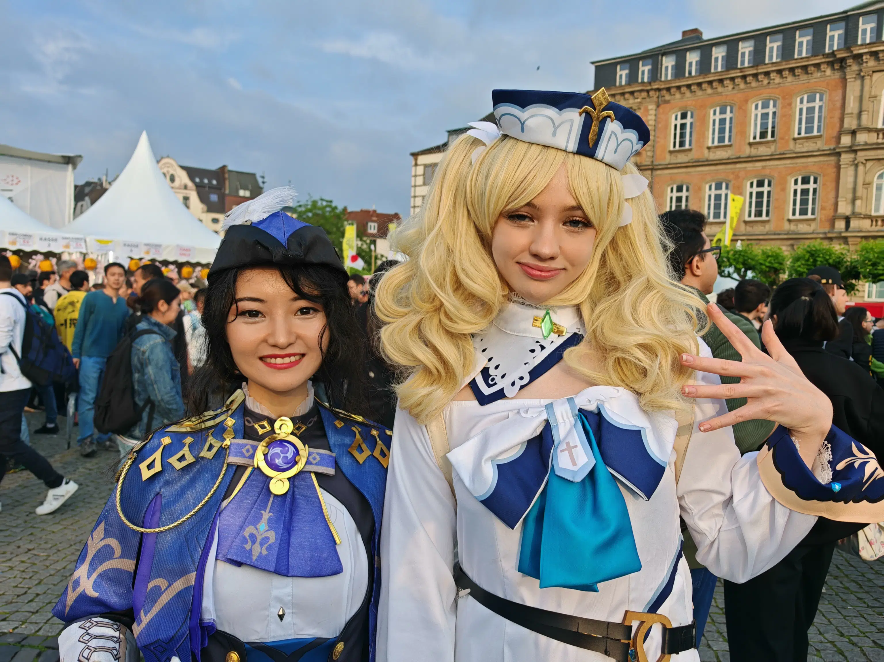 [Part 2] Cosplay in Germany, Who is your best? Genshin Impact | HoYoLAB