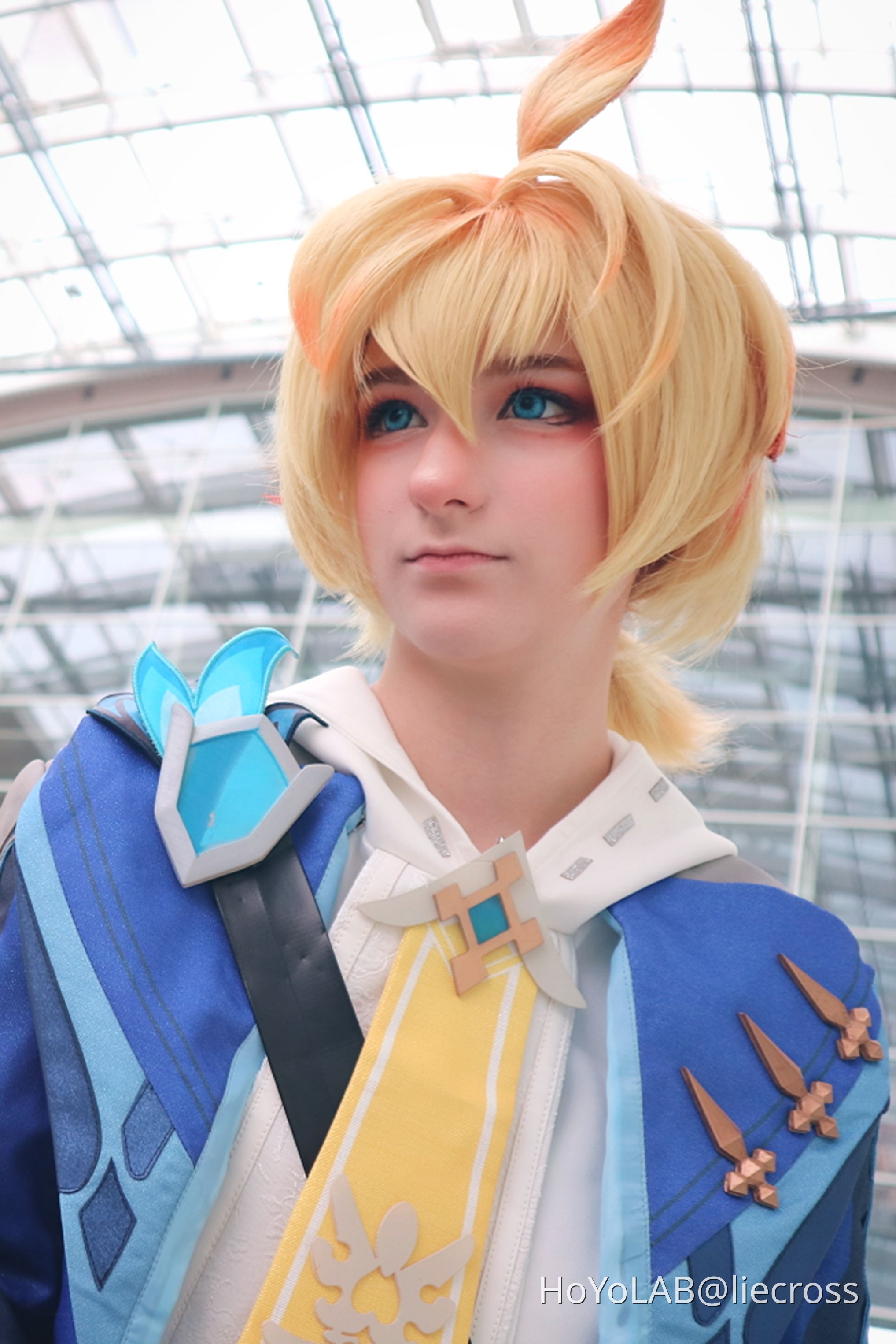 Mika Cosplay Genshin Impact | HoYoLAB