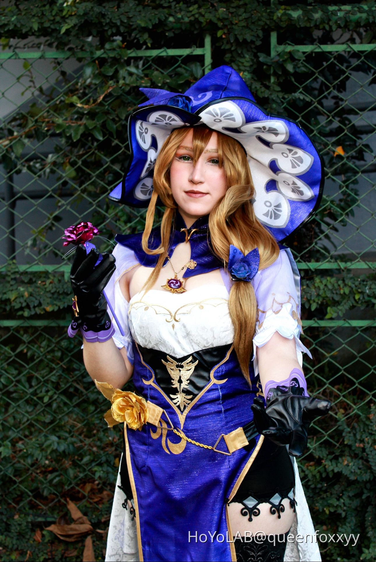 Cosplayer vs Character! Genshin Impact | HoYoLAB