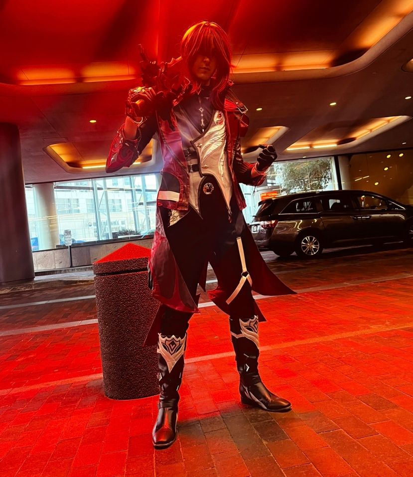 Diluc Cosplay! Genshin Impact | HoYoLAB