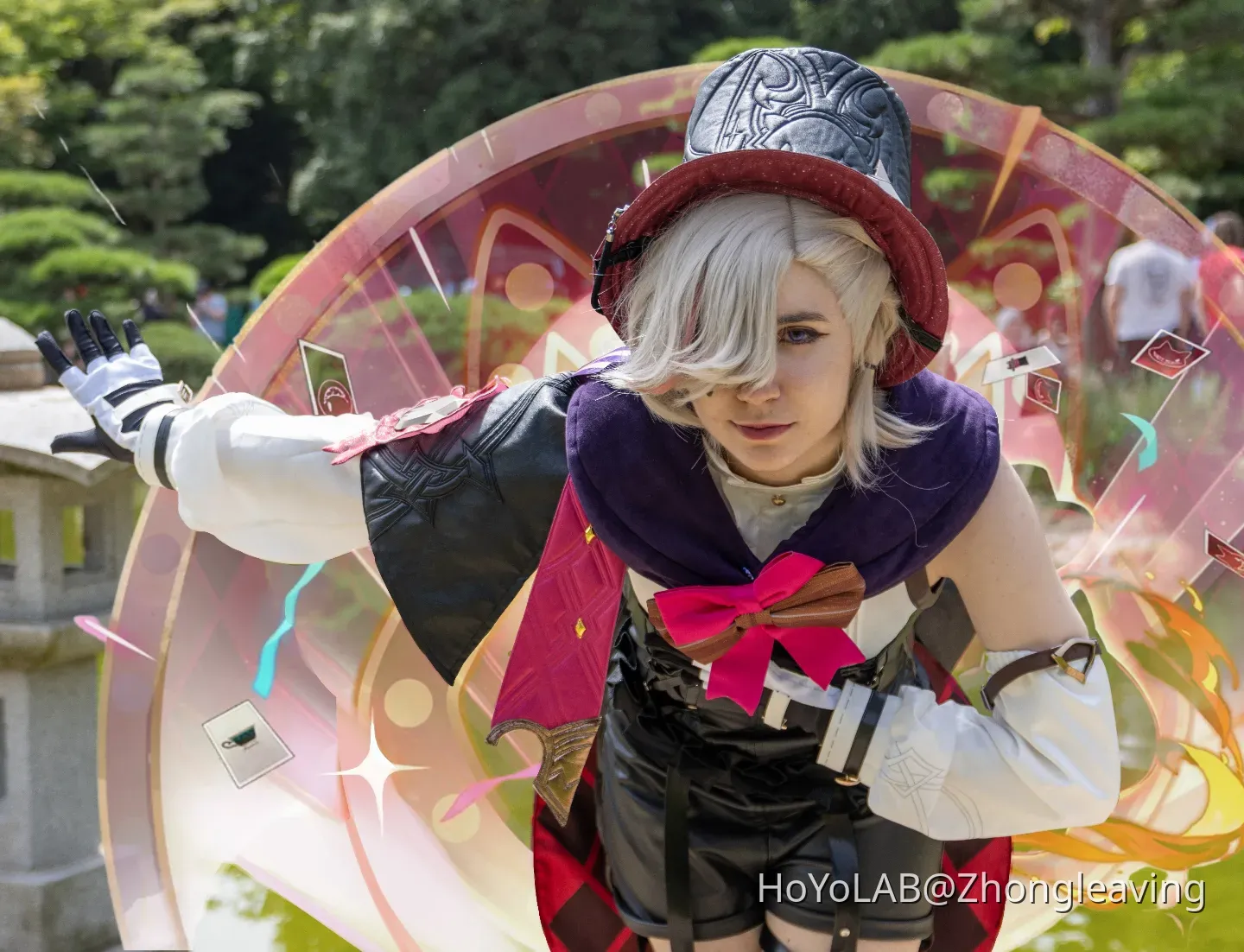 Lyney Cosplay Photoshoot :D Genshin Impact | HoYoLAB