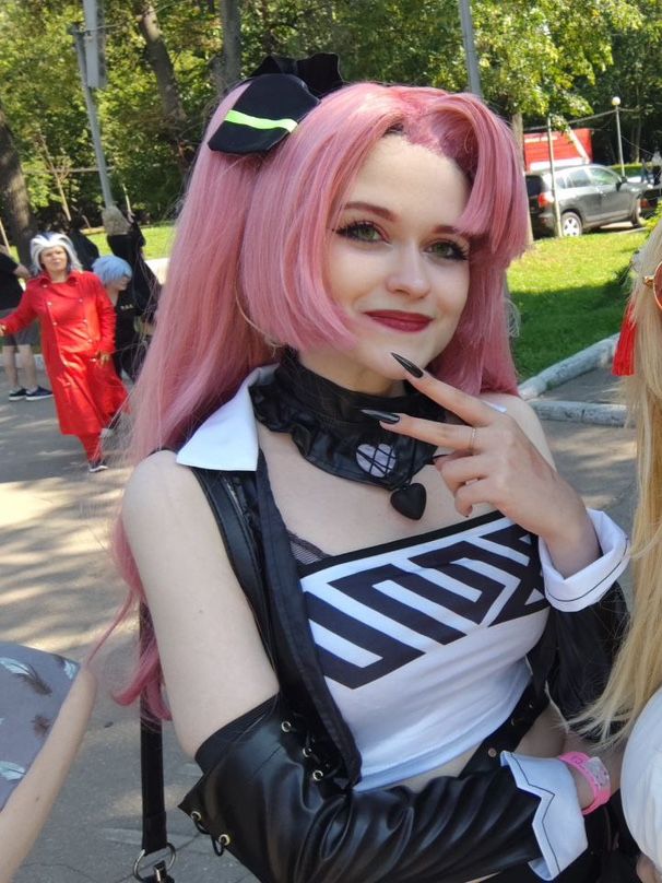 Cosplay con 🥹 Zenless Zone Zero | HoYoLAB