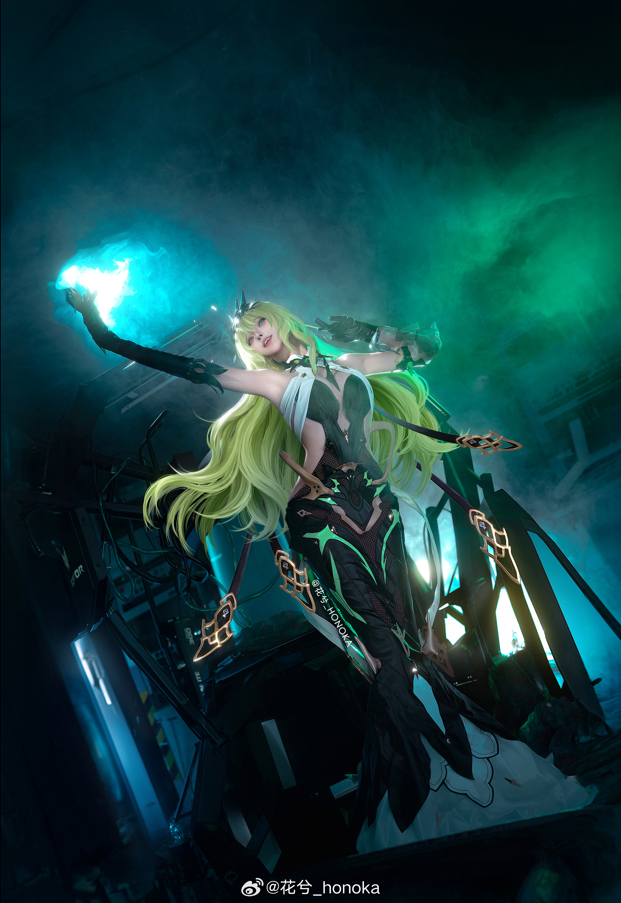 Mobius Infinite Ouroboros cosplay Honkai Impact 3rd | HoYoLAB