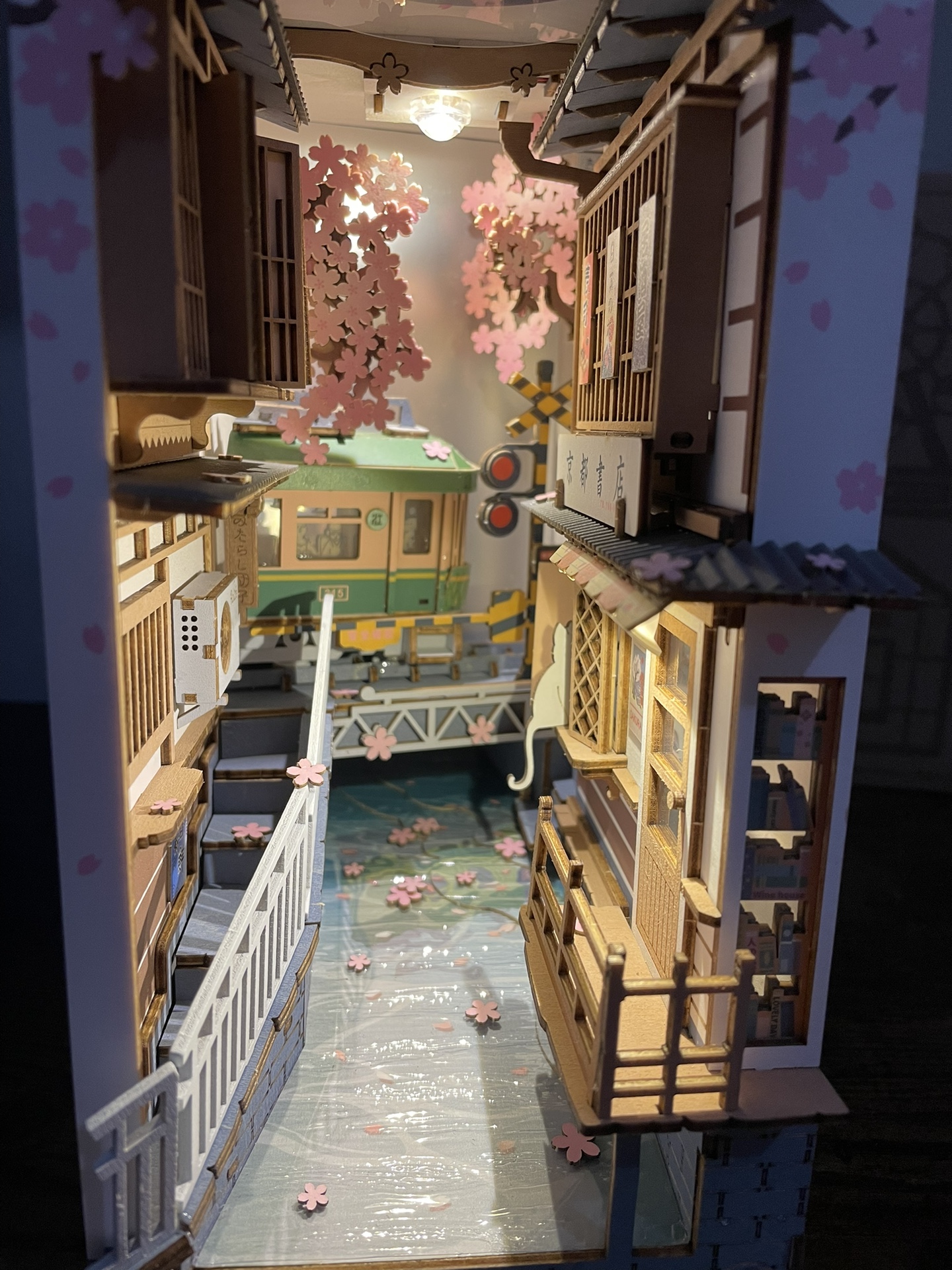 My first Book Nook :) | HoYoLAB