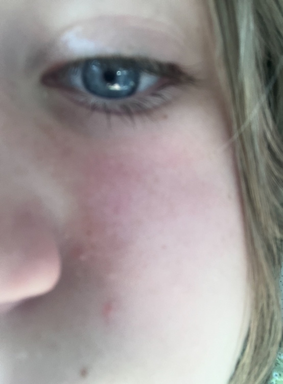 Front camera vs back camera | HoYoLAB