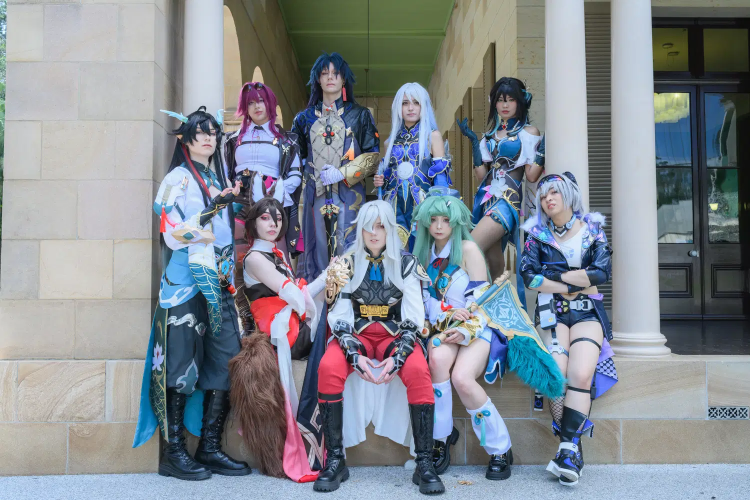 8 cosplayers