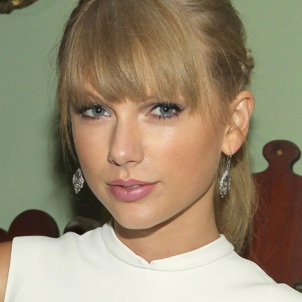 If you combine those specifications to navia😌 Genshin Impact | HoYoLAB