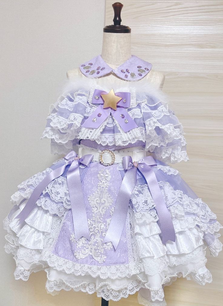 What kind of outfit would you like Mona to have in a new skin? Genshin ...