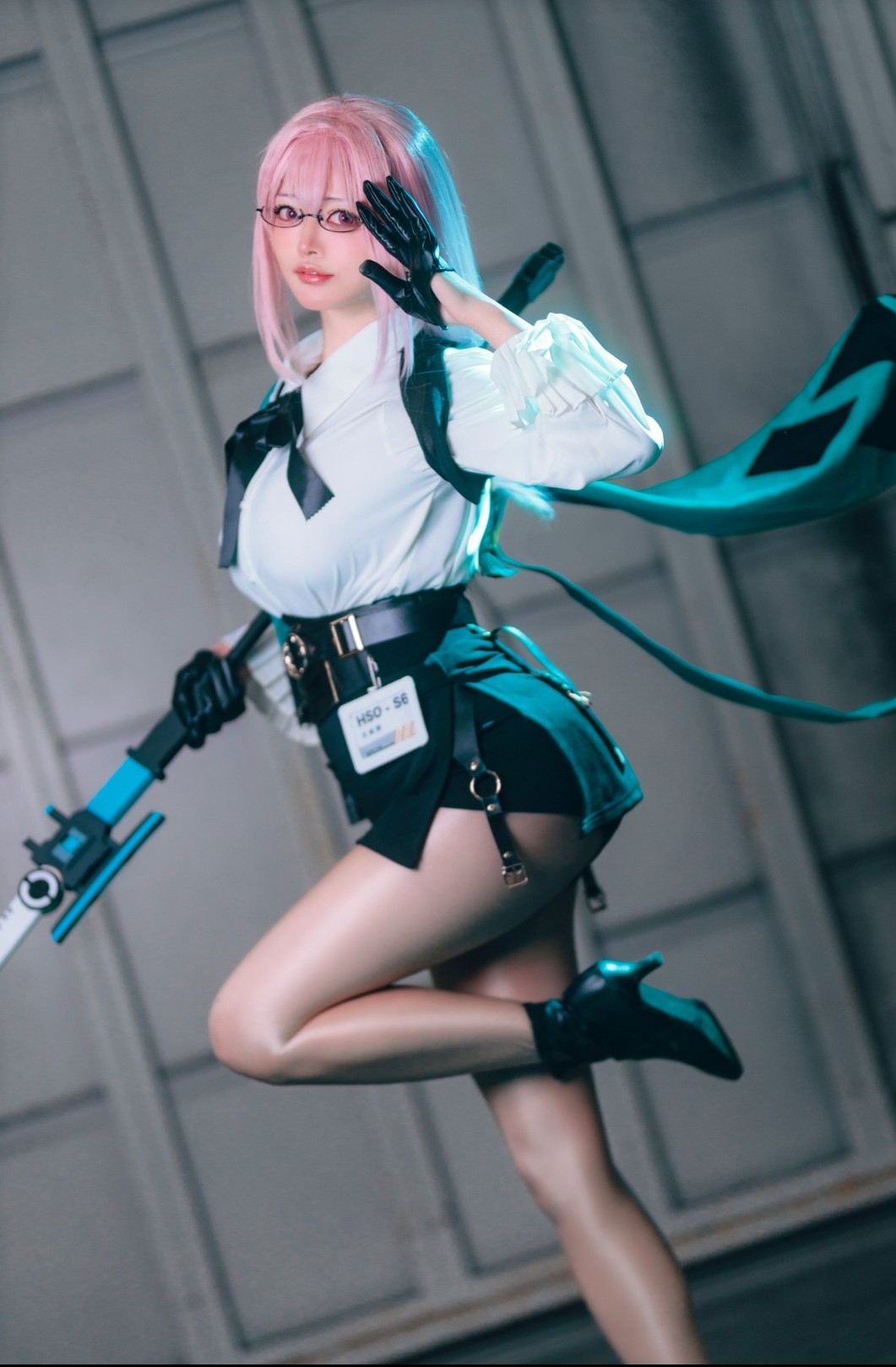Yanagi Cosplay [Cosplayer: YanYan] Zenless Zone Zero | HoYoLAB