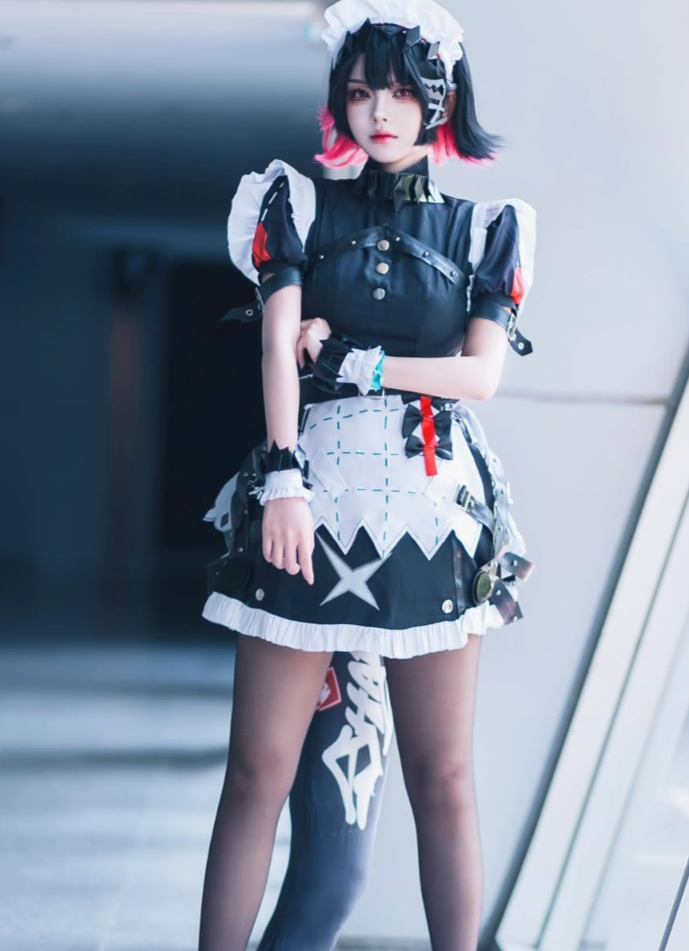 More Ellen cosplay Zenless Zone Zero | HoYoLAB