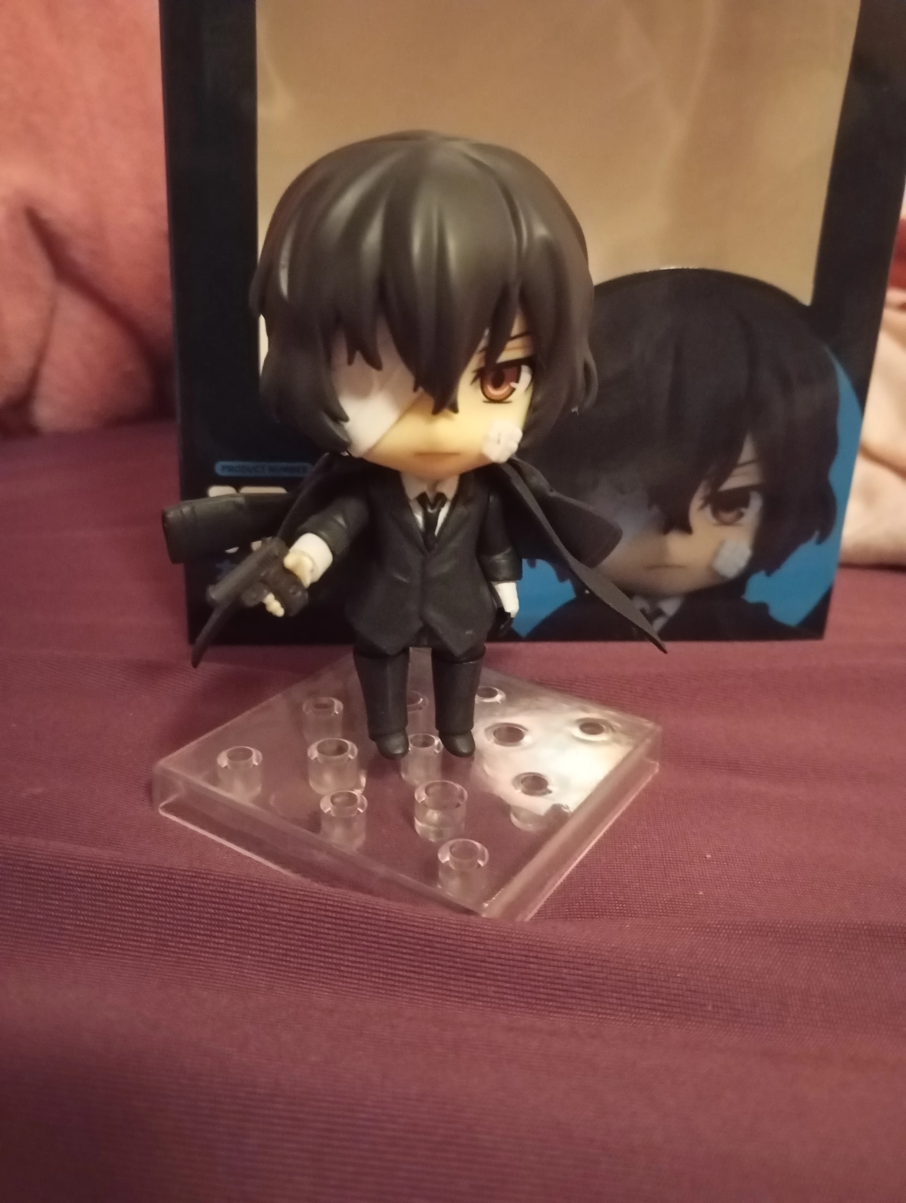 my dazai Figur and the extra stuff that came with it. | HoYoLAB