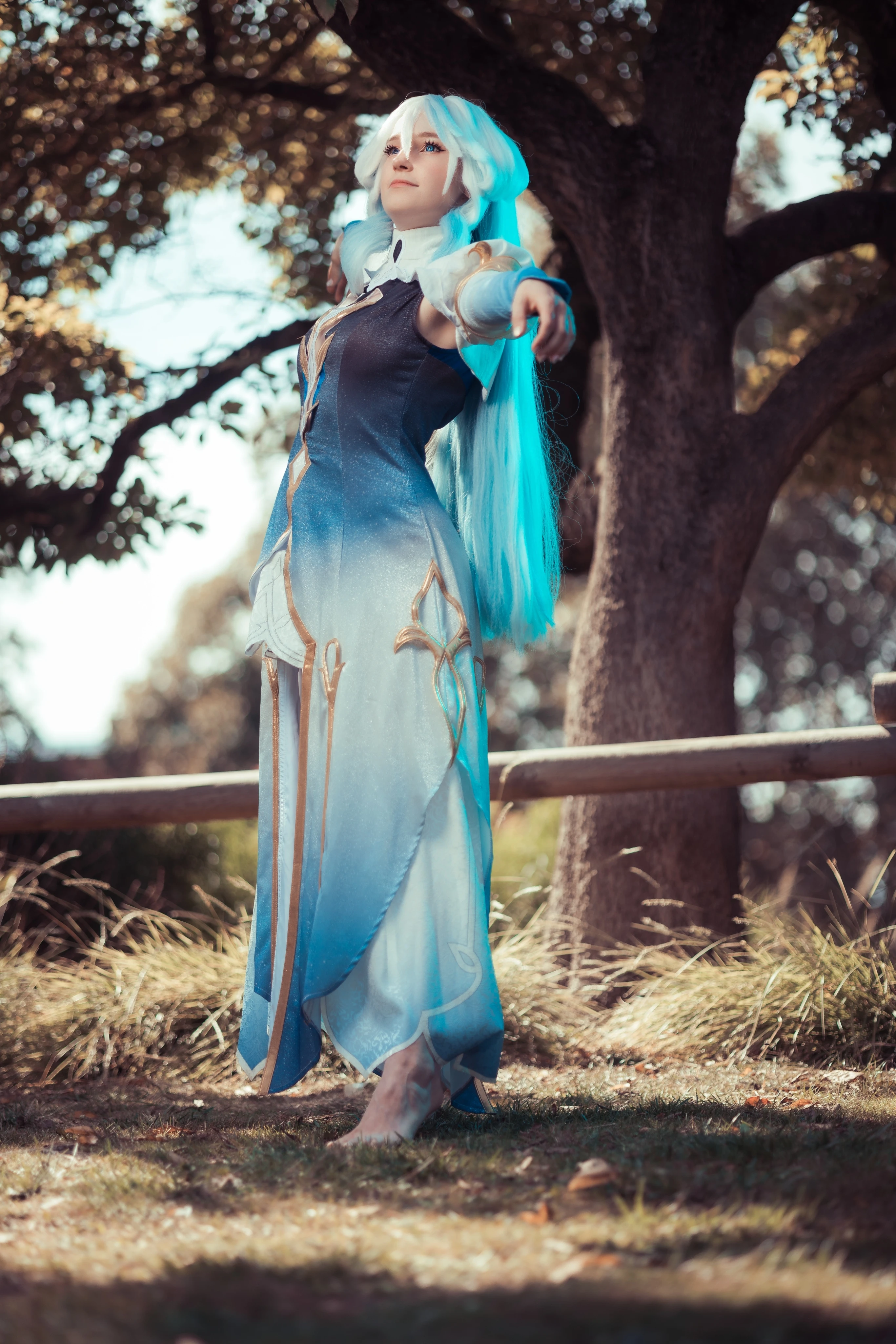 Focalors Cosplay 💙🩵 Coser @emmi_rin Genshin Impact | HoYoLAB