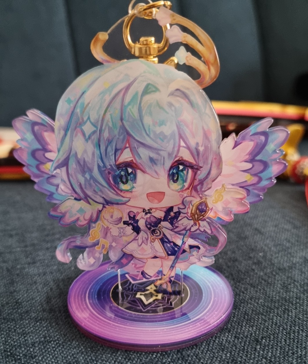 Incredibly cute Robin Standee! (By @PenguinBigBro on Insta!) Honkai ...
