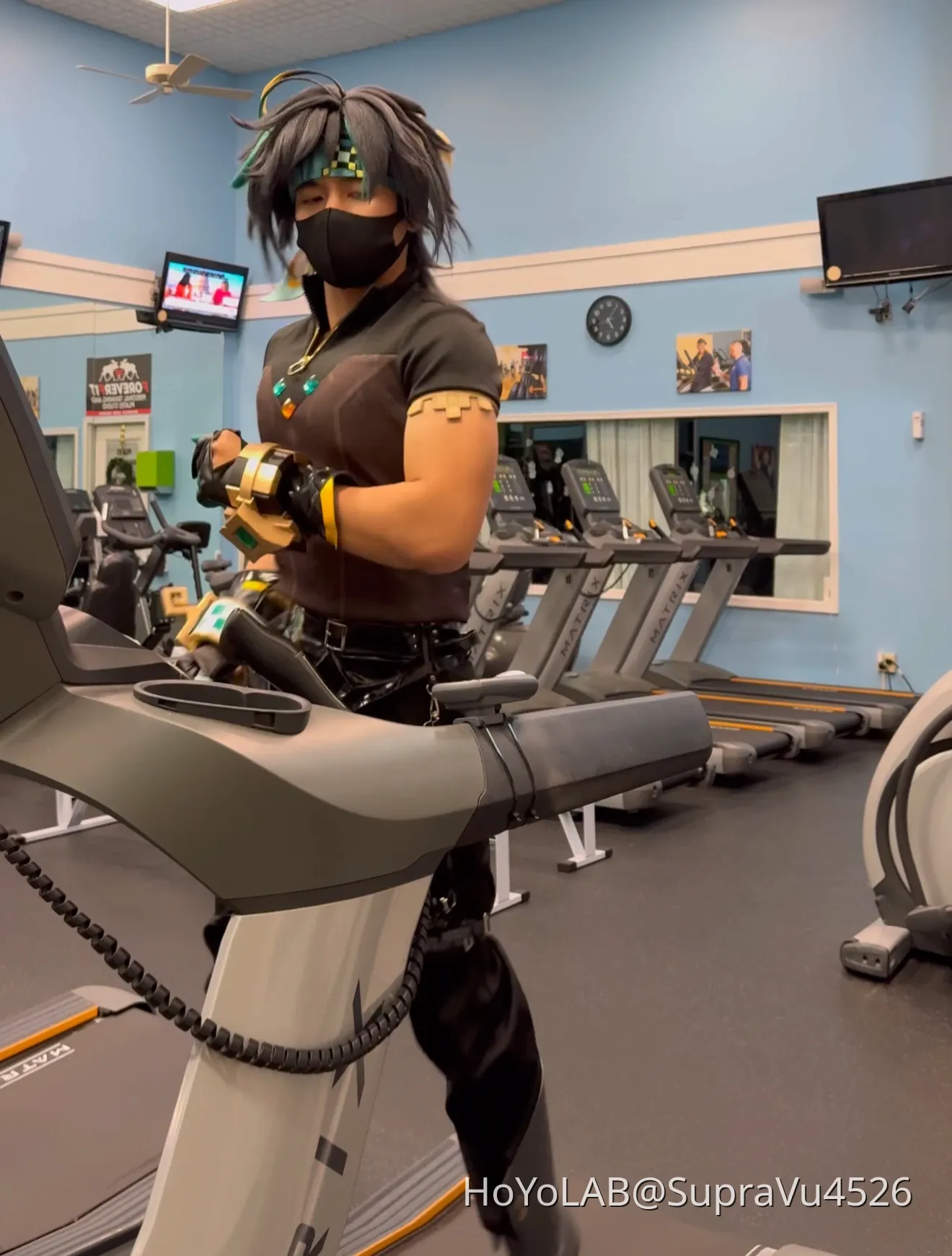 Kinich running Genshin Impact | HoYoLAB