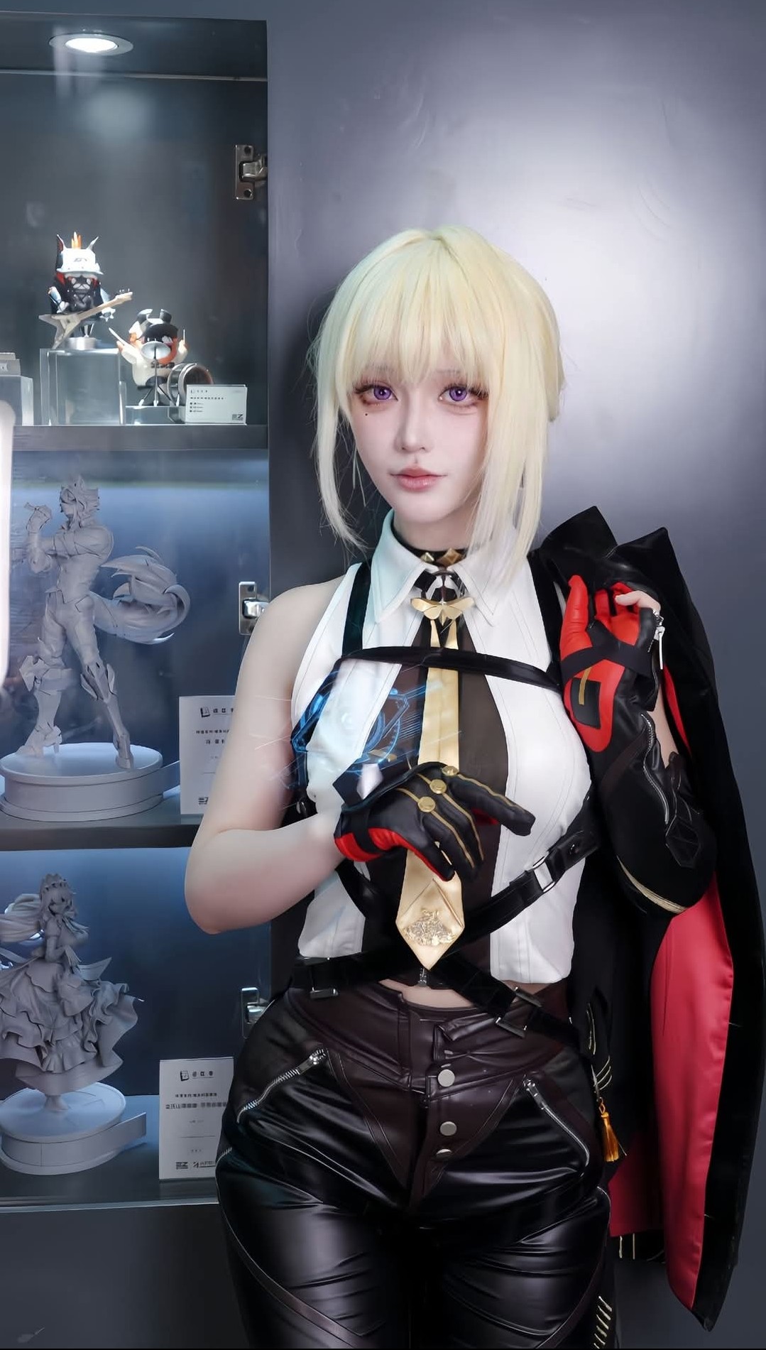 Evelyn Cosplay [Cosplayer: Senaka] Zenless Zone Zero | HoYoLAB