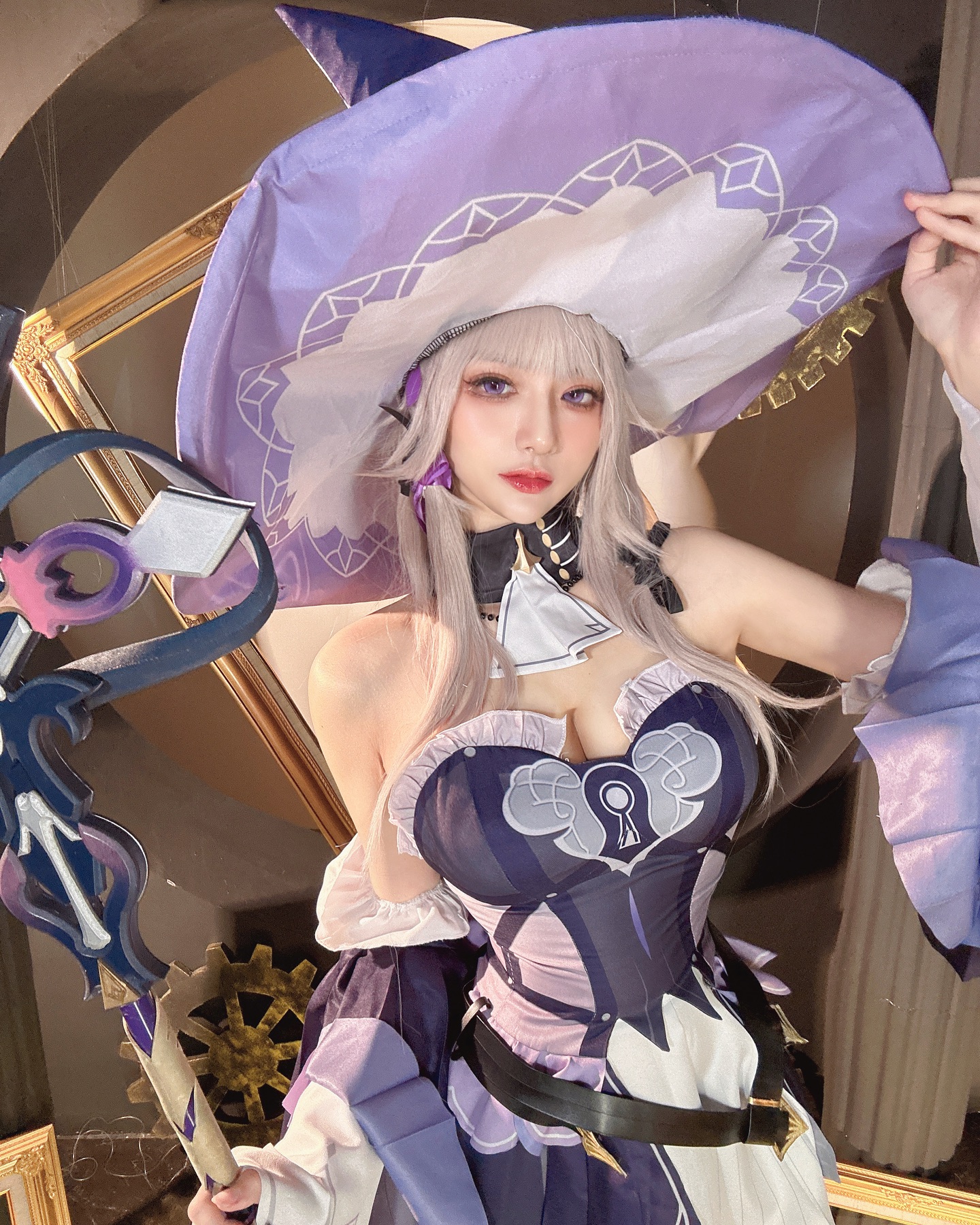 The Herta Photoshoot (Coser : Ruri琉璃 🇸🇬 ) Honkai: Star Rail | HoYoLAB