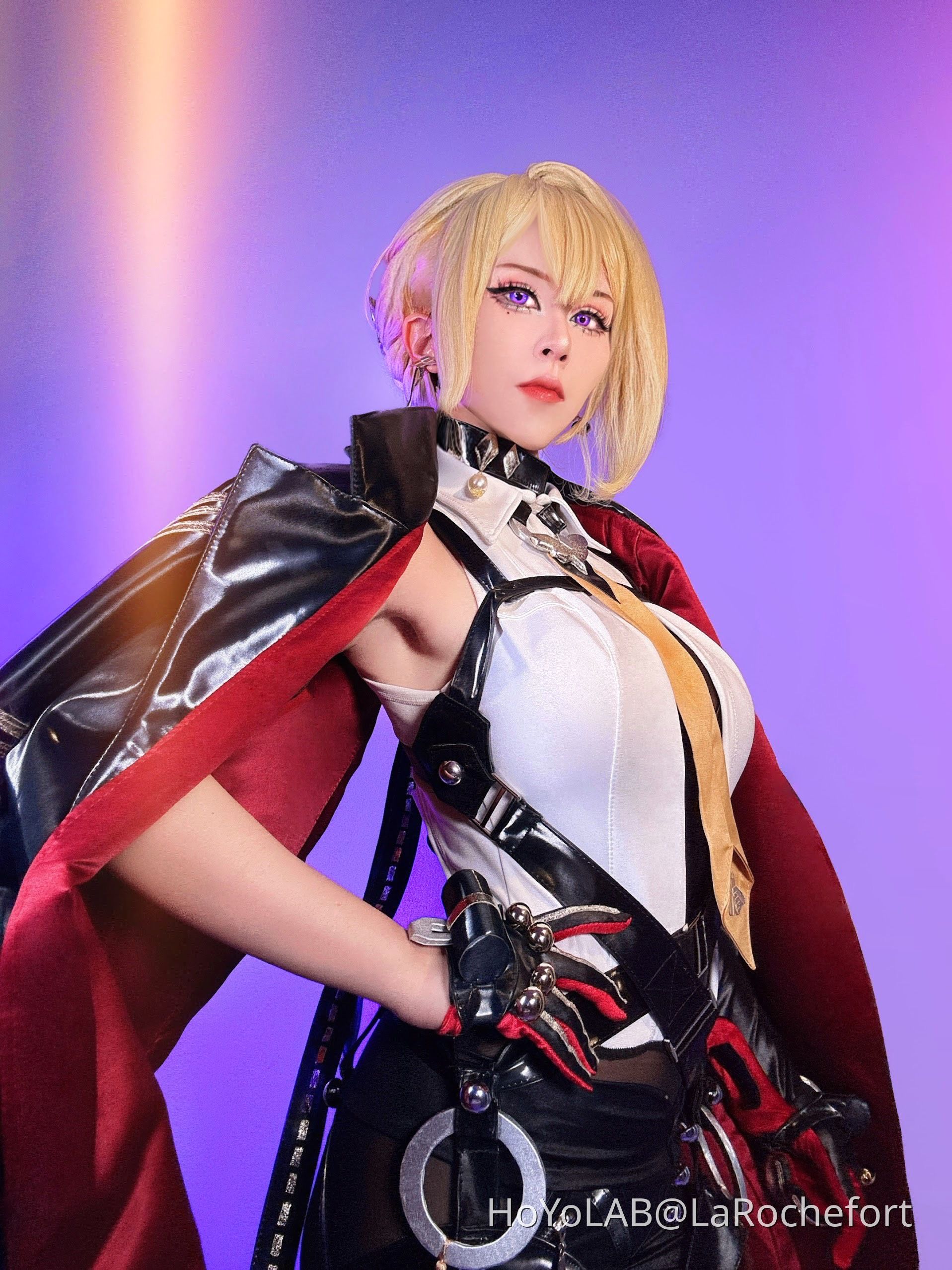 Evelyn Chevalier cosplay Zenless Zone Zero | HoYoLAB