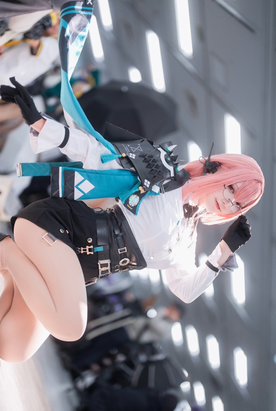 Yanagi Cosplay [Cosplayer: く れ / Kure] Zenless Zone Zero | HoYoLAB