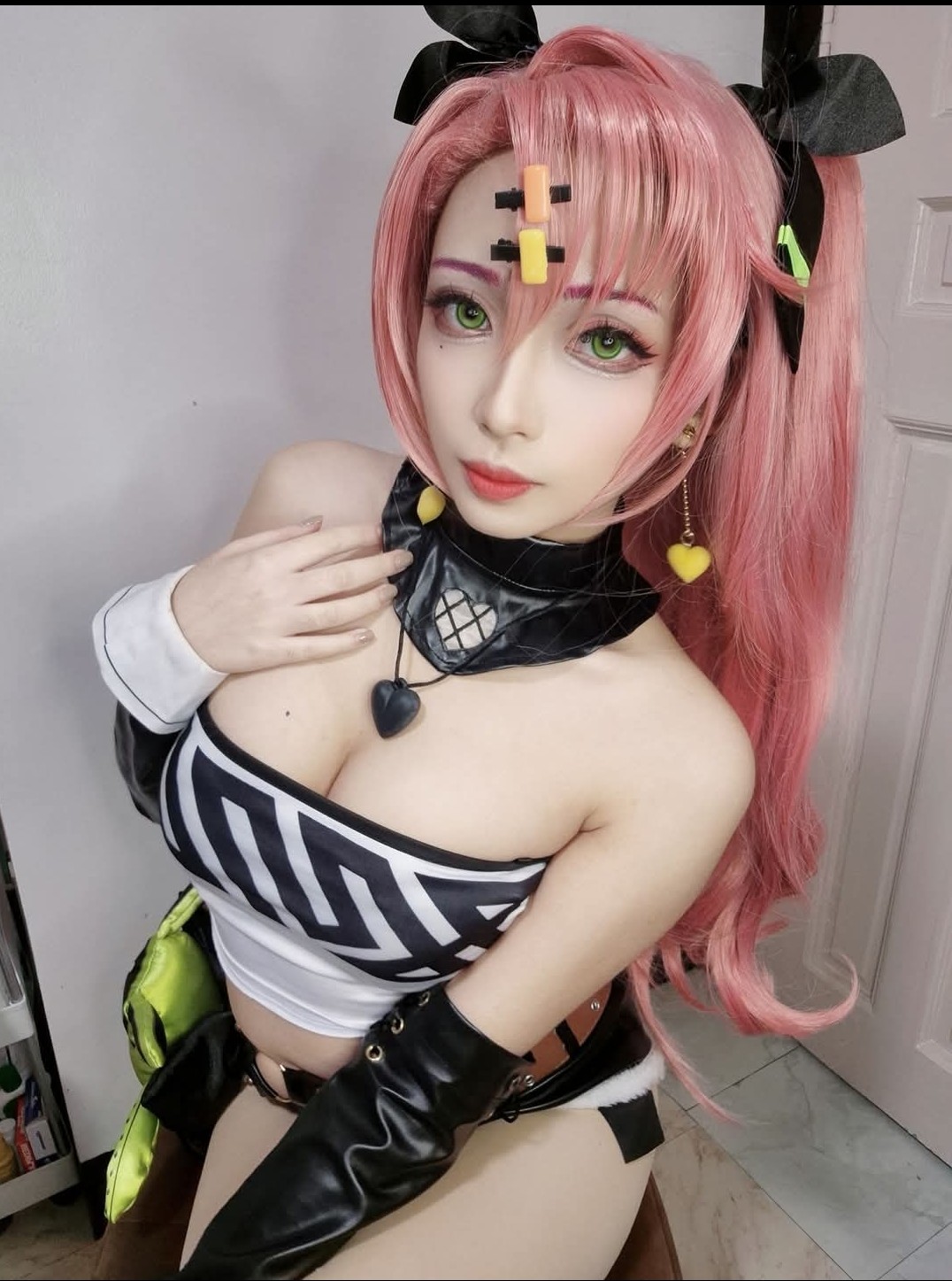 Nicole Cosplay [Cosplayer: Jane Yu] Zenless Zone Zero | HoYoLAB