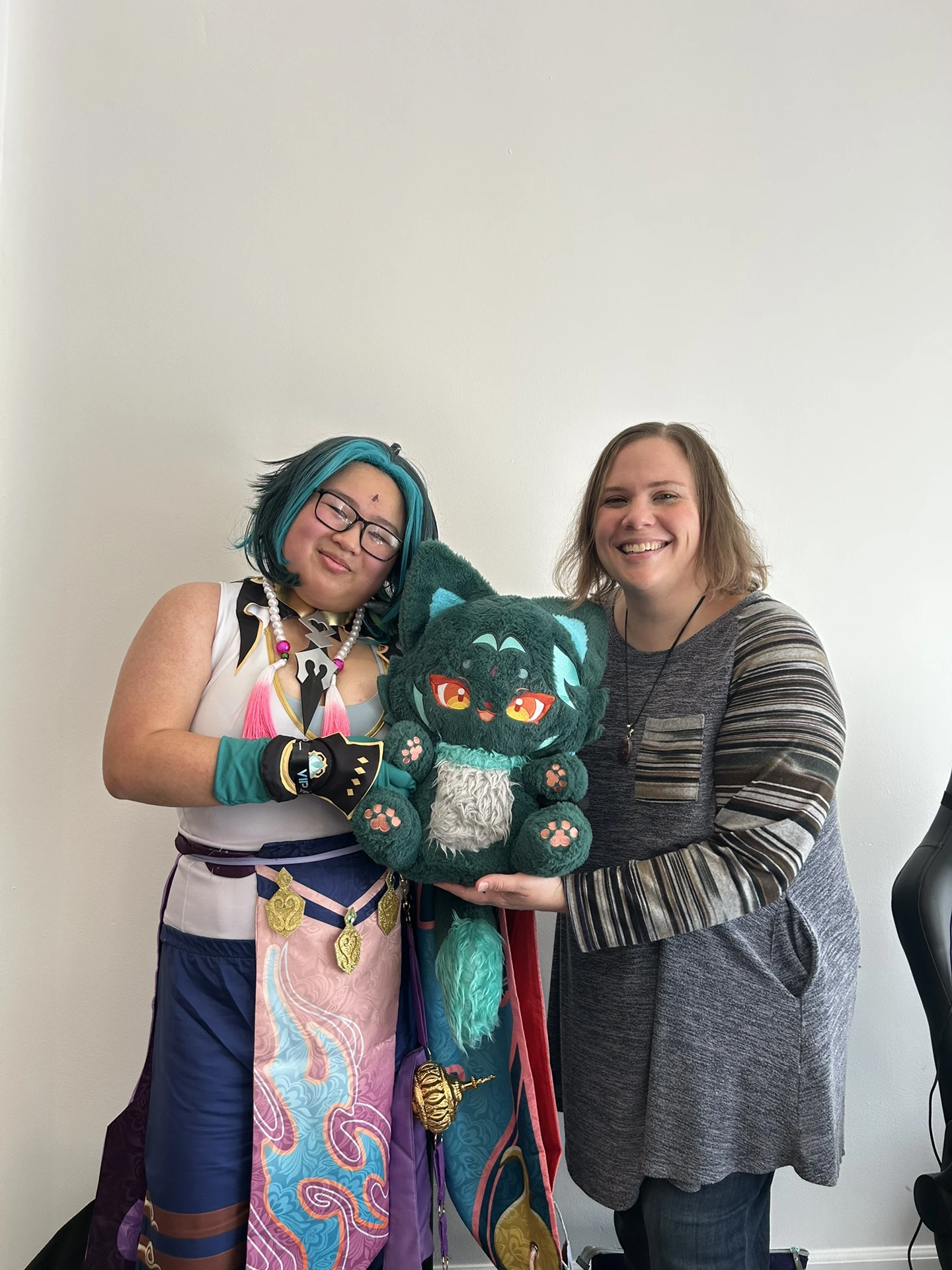I met cool cosplayers! Even met Laila! Genshin Impact | HoYoLAB