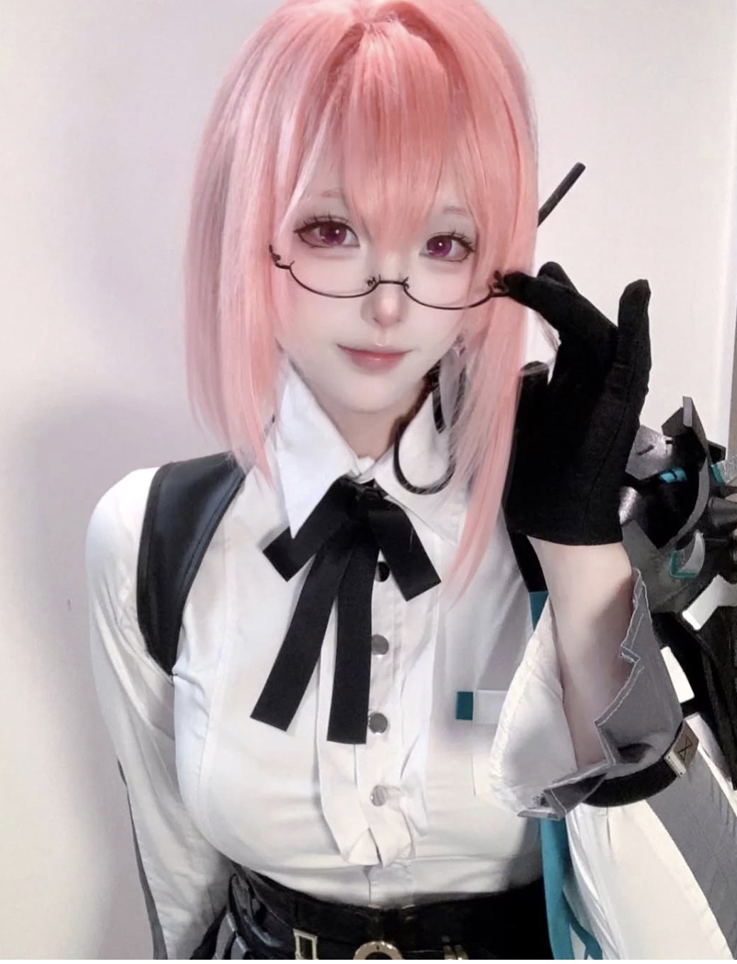 Yanagi Cosplay [Cosplayer: Yexianeko] Zenless Zone Zero | HoYoLAB