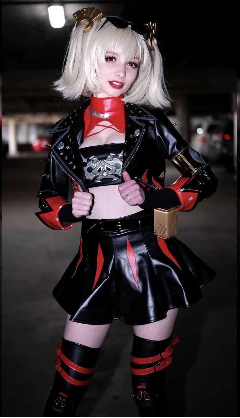 Burnice Cosplay [Cosplayer: Meow Mythical] Zenless Zone Zero | HoYoLAB