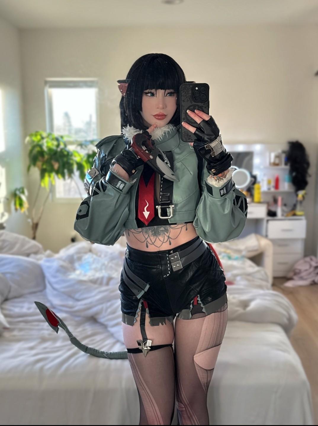 Jane Doe Cosplay [Cosplayer: LynieNicole] Zenless Zone Zero | HoYoLAB