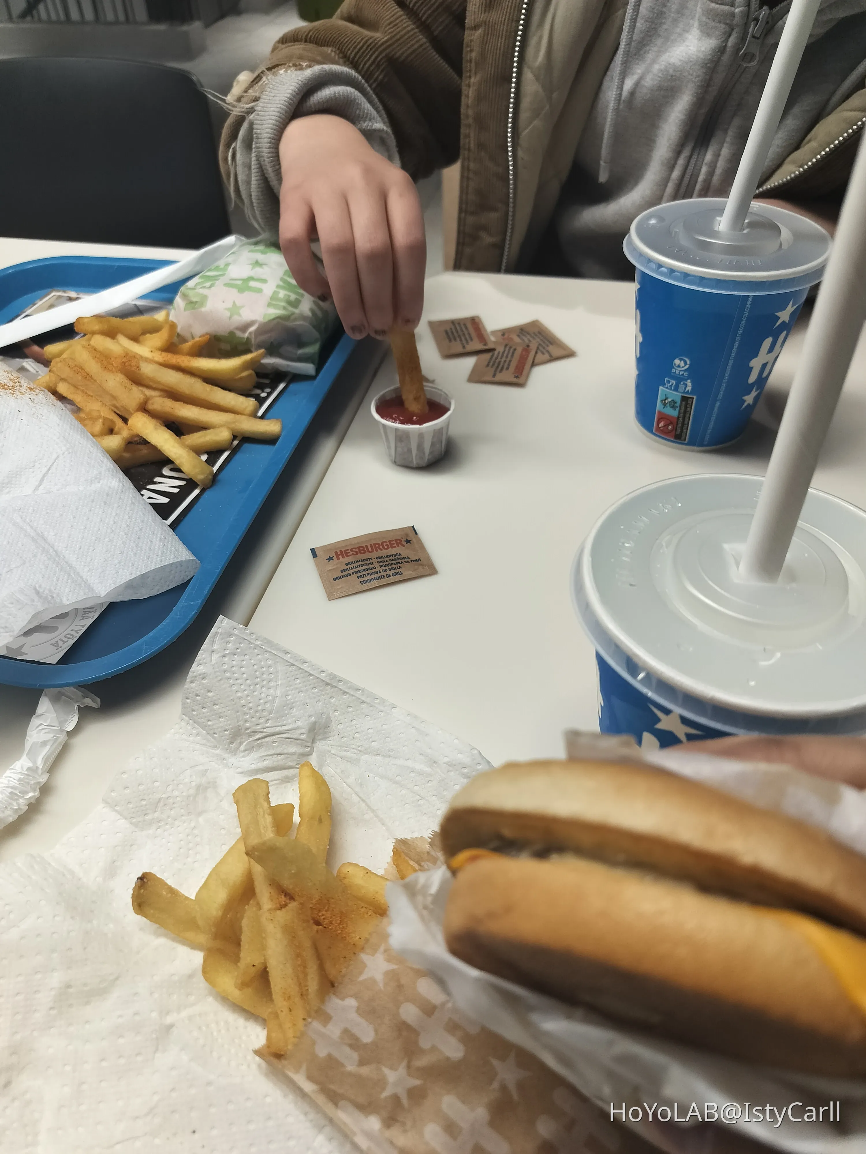 Burger cheese on burger🗣️ Zenless Zone Zero | HoYoLAB
