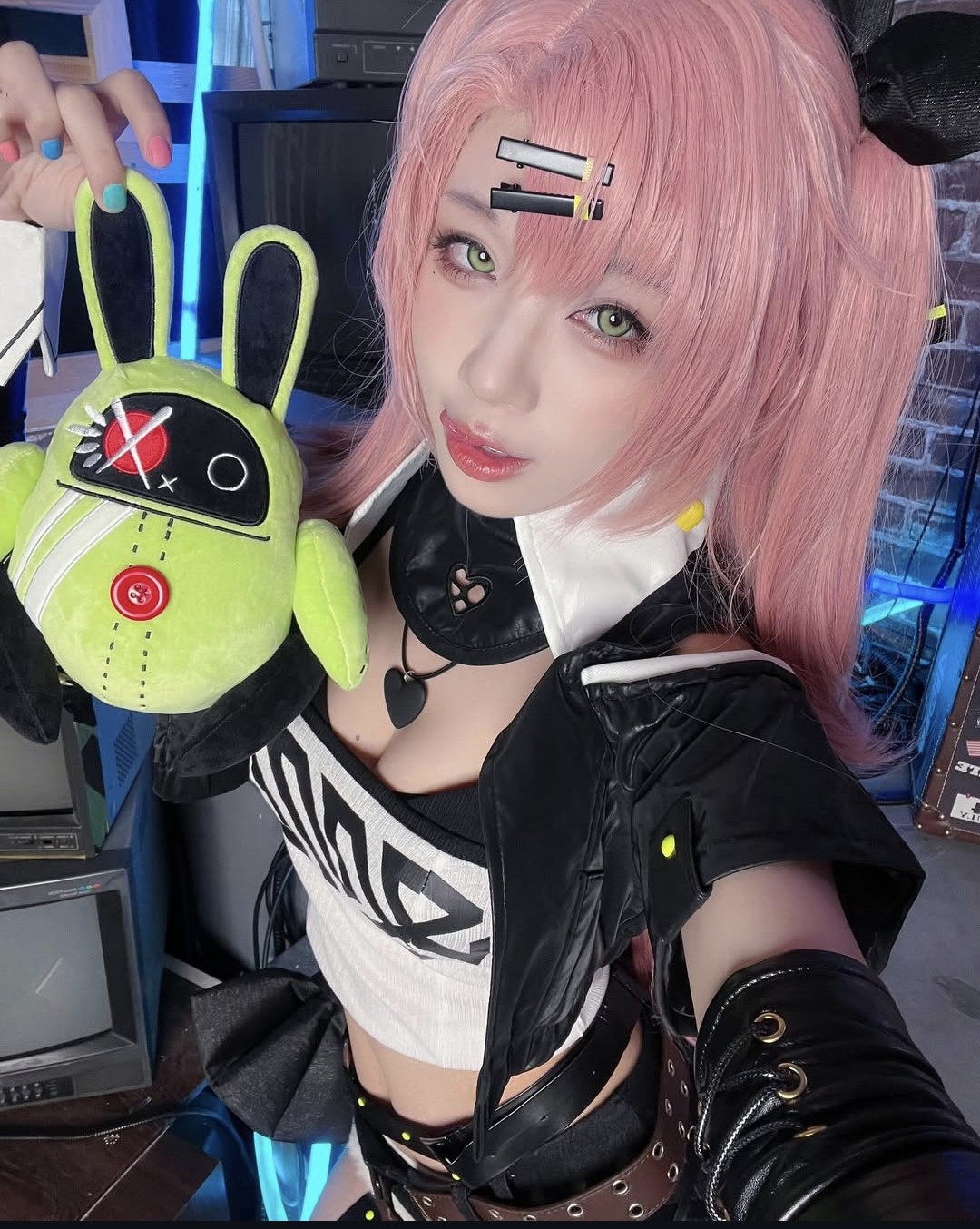 Nicole Cosplay [Cosplayer: Kinoko] Zenless Zone Zero | HoYoLAB