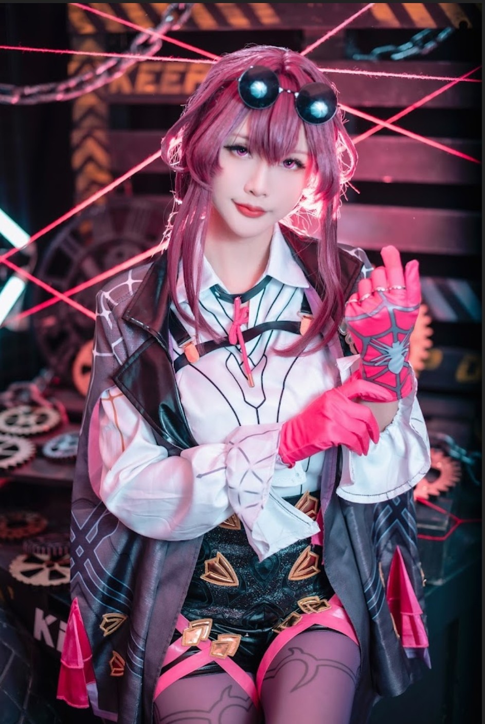 Kafka Cosplay [Cosplayer: Riko] Honkai: Star Rail | HoYoLAB
