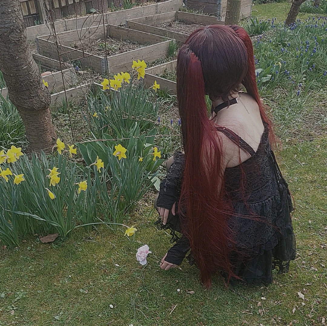 Tried to cosplay gothic Hu Tao ♥︎ Genshin Impact | HoYoLAB