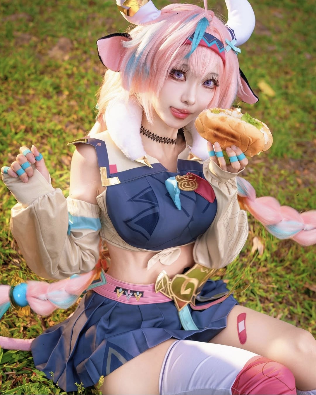 Varesa Cosplay [Cosplayer: Arger Yang] Genshin Impact | HoYoLAB